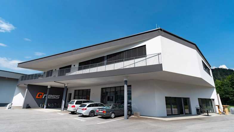 Fallstudie: High-Tech-Unternehmen Qness | BMI Österreich