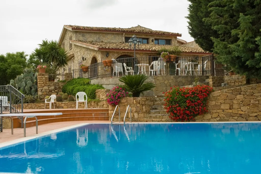 The smart buyer’s guide to owning a holiday home | Aussie Home Loans