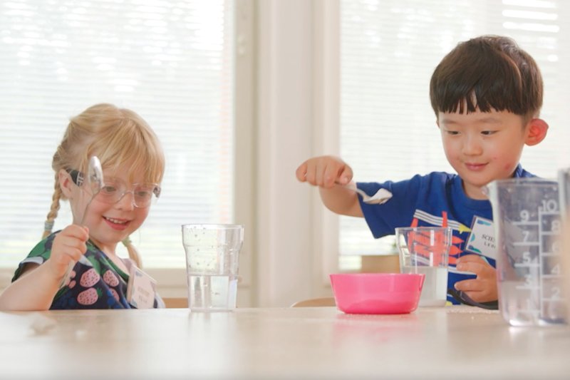 Fun science & mathematics experiment about solubility, measurement & more