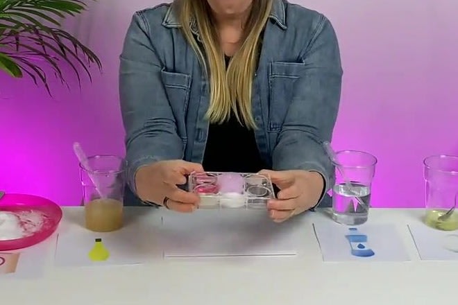 4 Easy Play-Based chemical reactions Activity Ideas for Kids