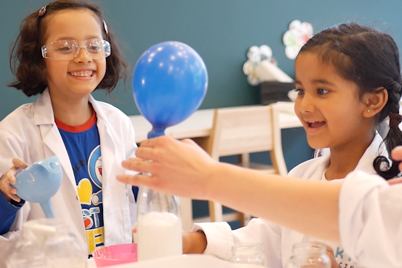 Fun science experiment about gas, chemical reactions & more