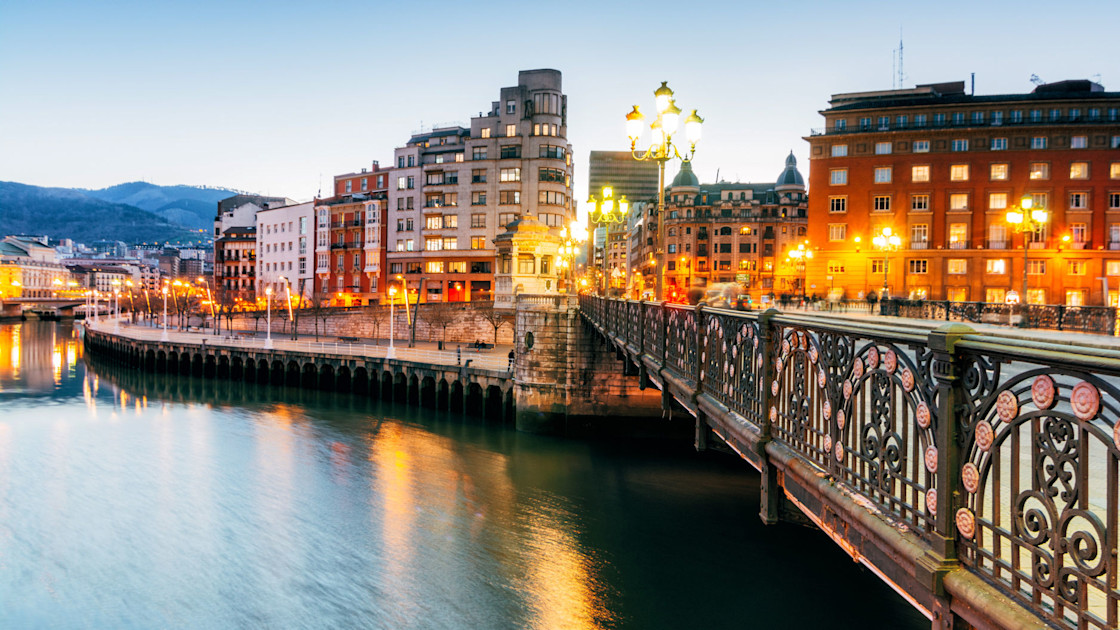 Cruises from & to Bilbao - port information & offers