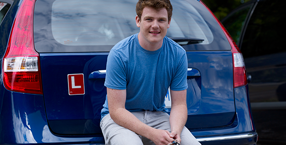 Interview with a driver examiner – Tips to pass your road test