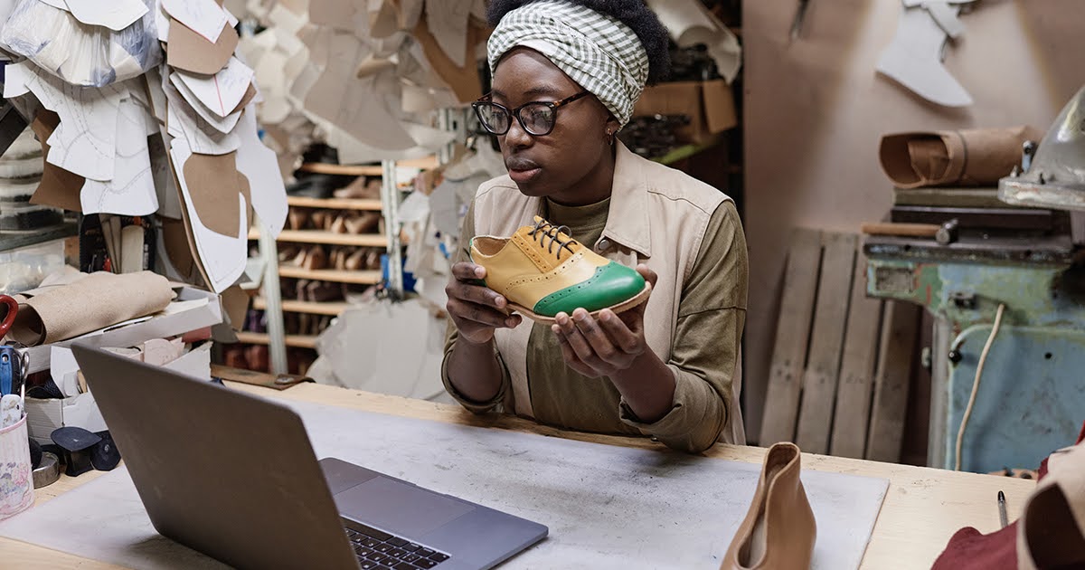 How to Digitize Your Small Business: A Comprehensive Guide | Blog | Workast