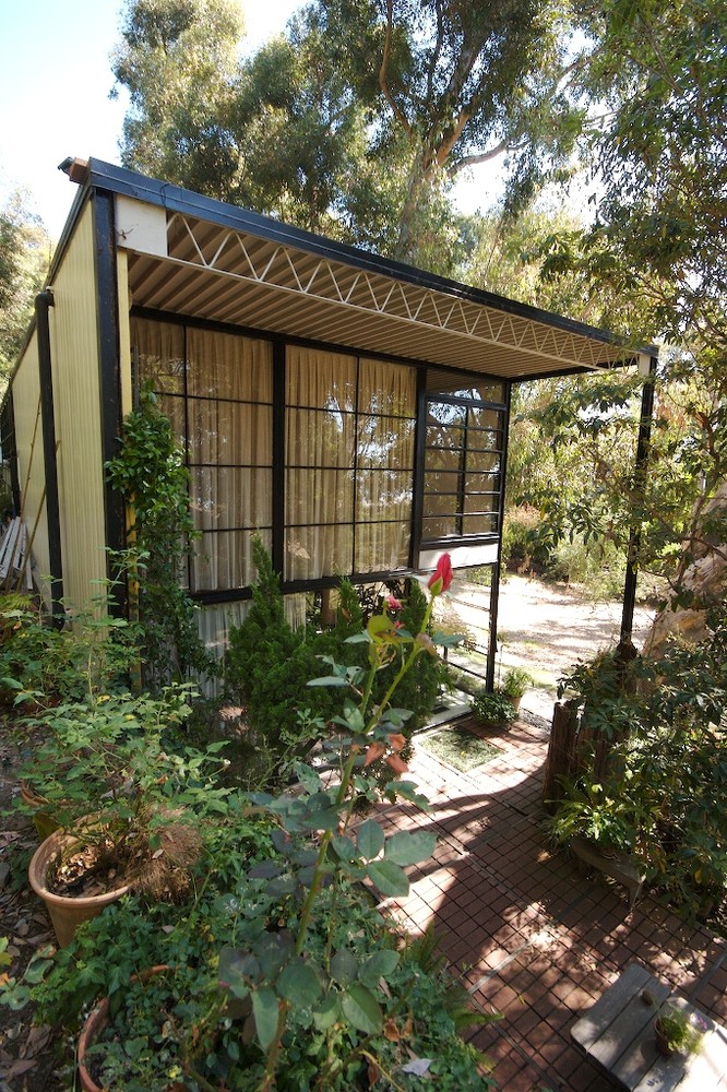 Case Study Houses - Minnie Muse