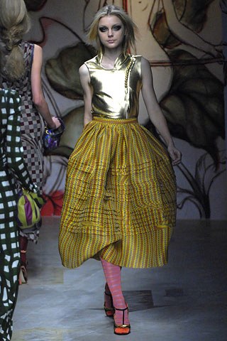 Prada S/S 2008 - Minnie Muse