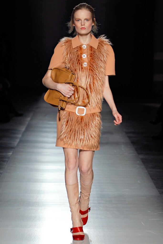 Prada F/W 2011 - Minnie Muse