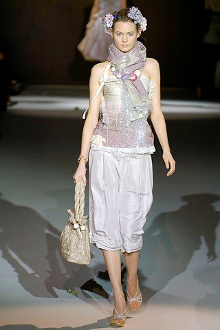 Louis Vuitton S/S 2007 - Minnie Muse