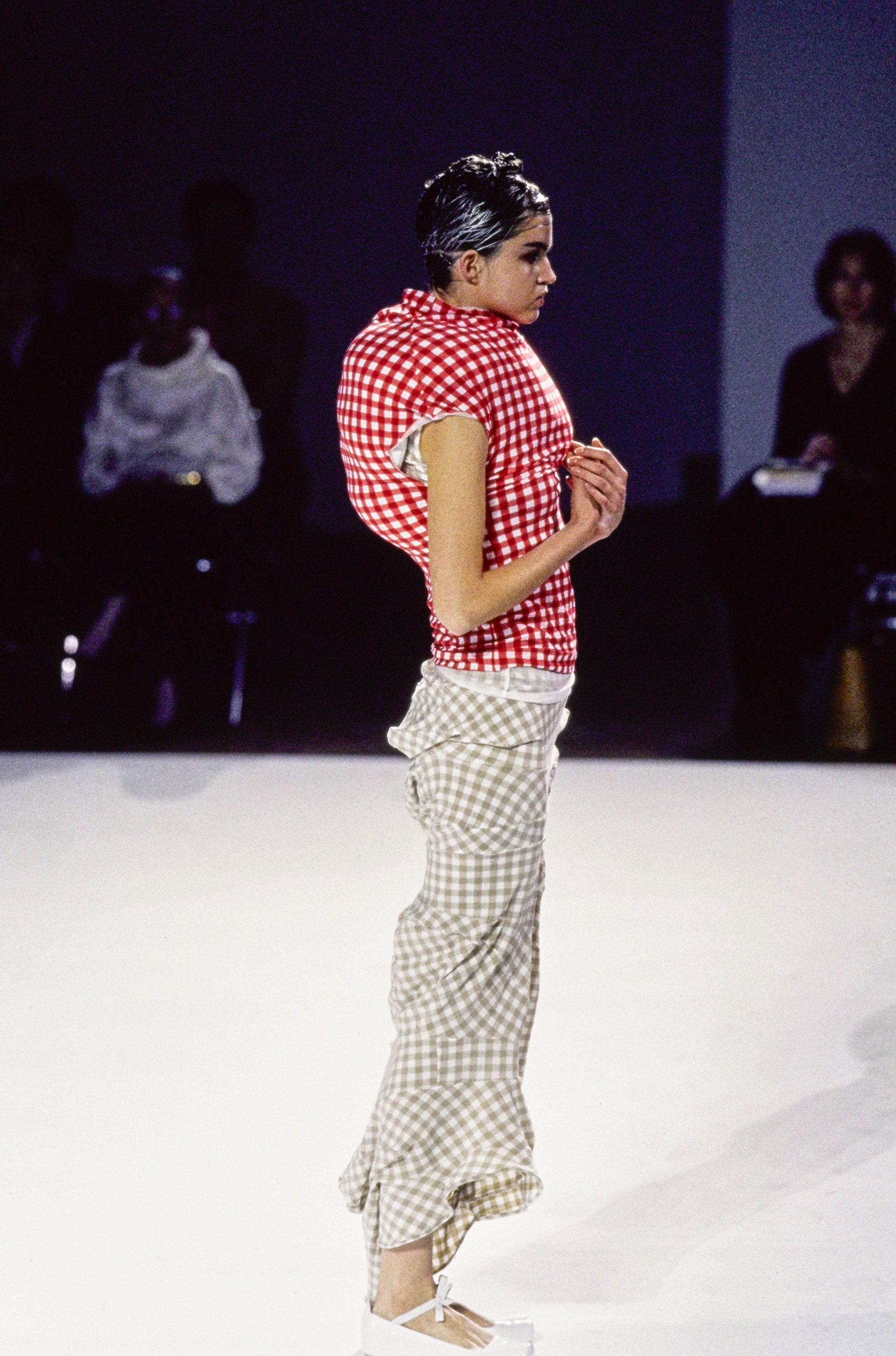 Surrealist Fashion - Minnie Muse
