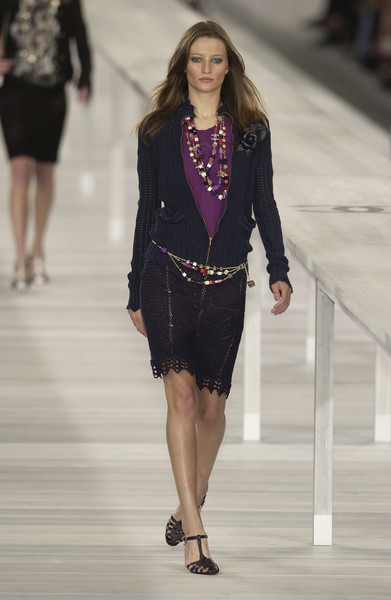 Chanel S/S 2004 - Minnie Muse