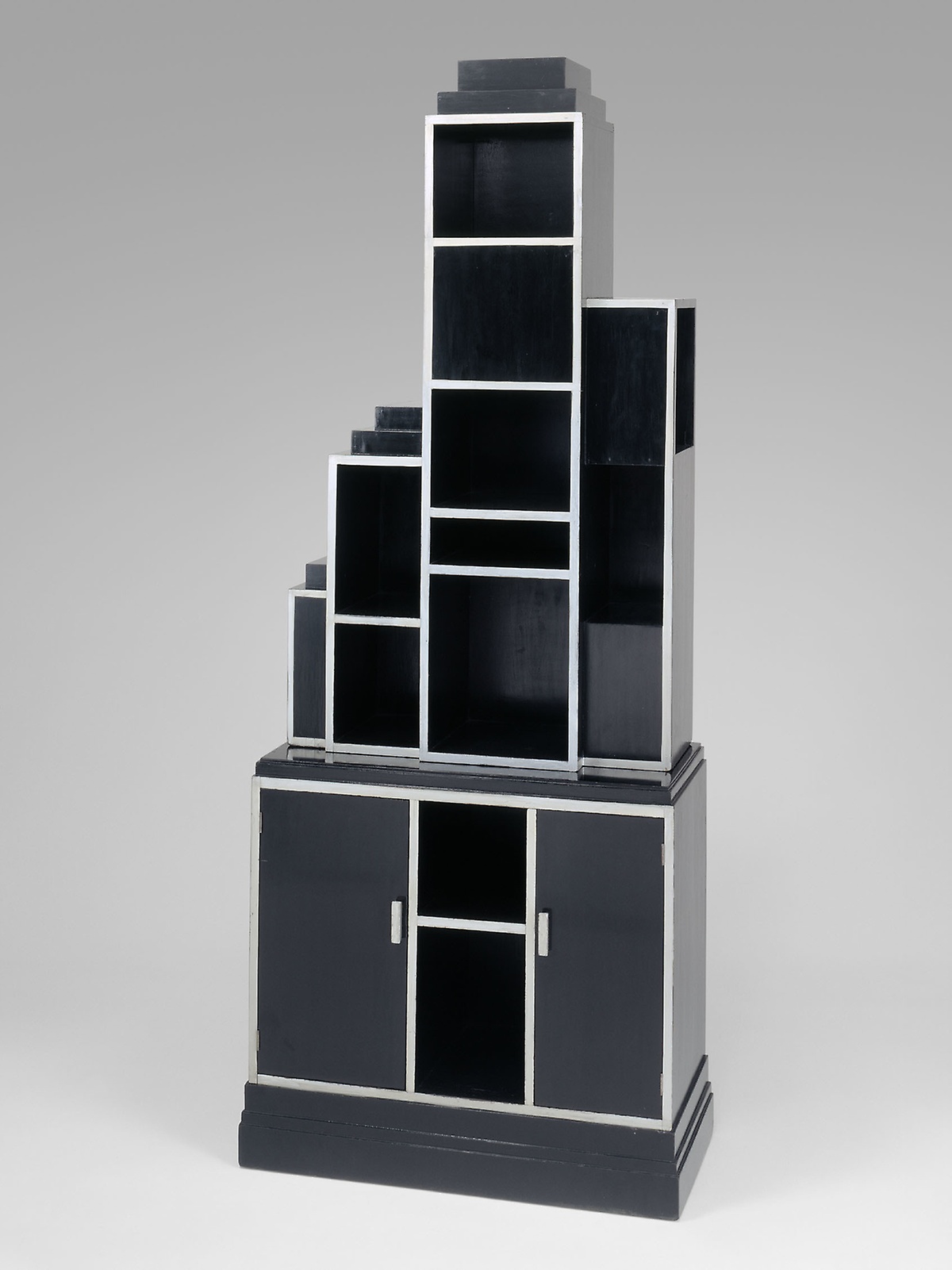 Skyscraper Furniture - Minnie Muse