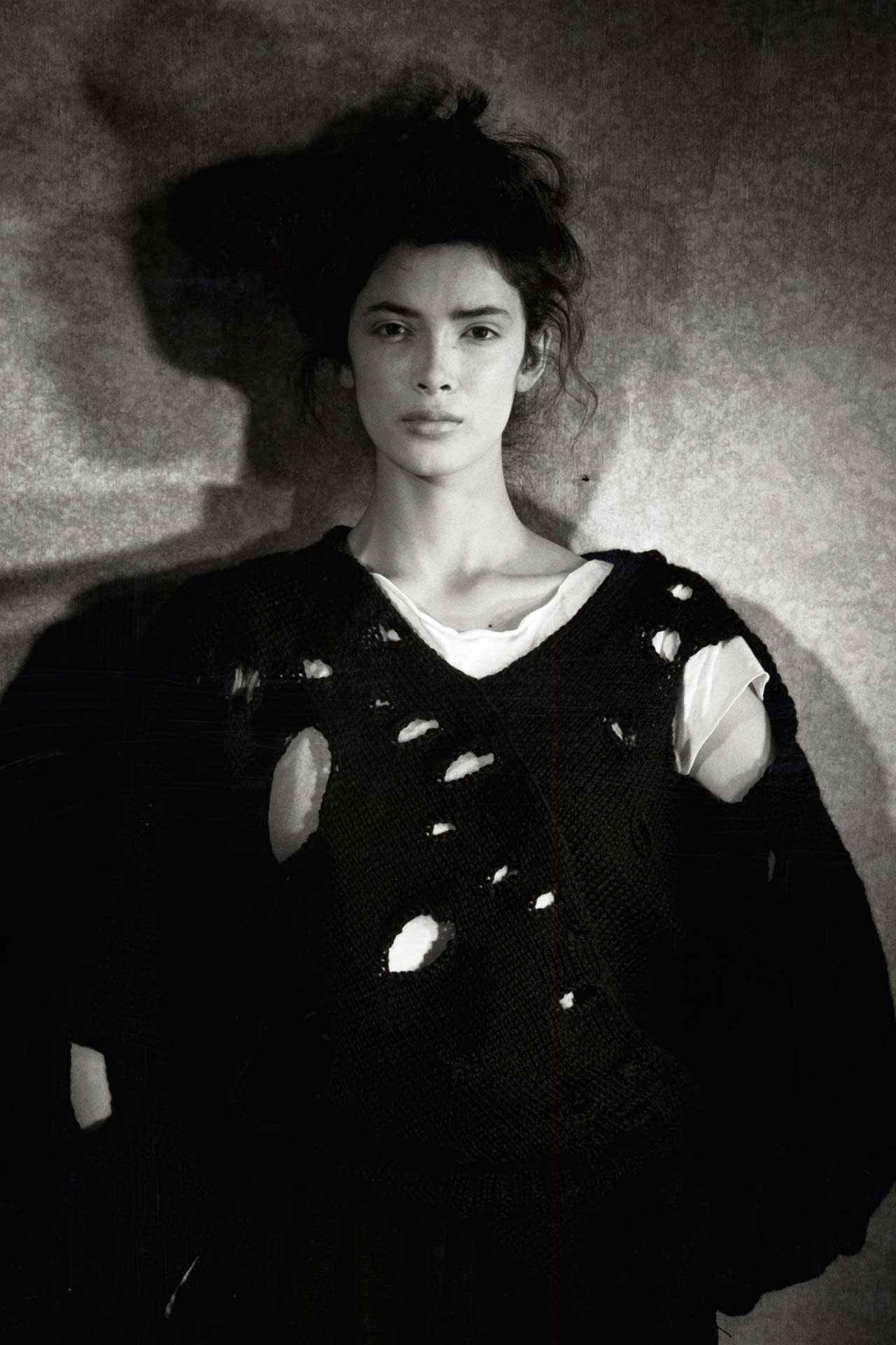 Slashes and Holes - Minnie Muse