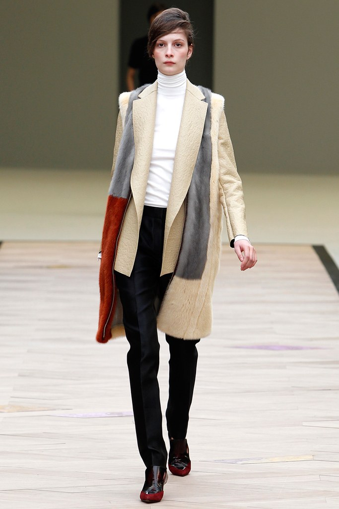 Céline F/W 2011 - Minnie Muse