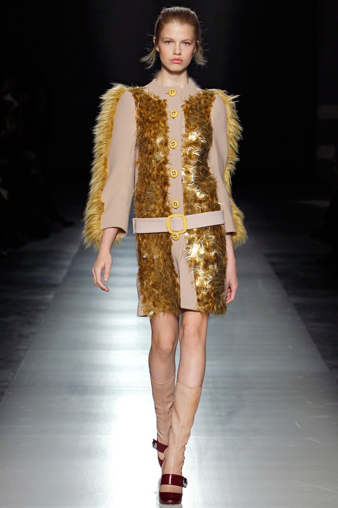 Prada F/W 2011 - Minnie Muse