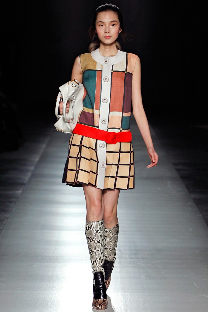 Prada F/W 2011 - Minnie Muse