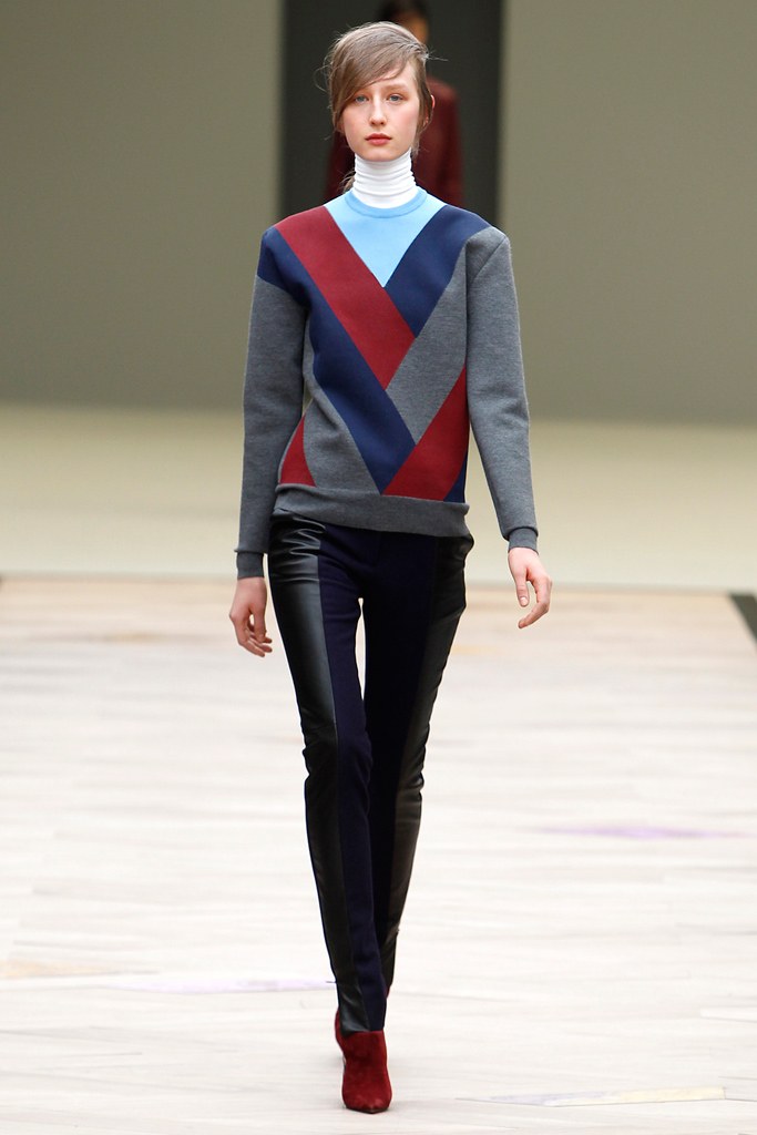 Céline F/W 2011 - Minnie Muse