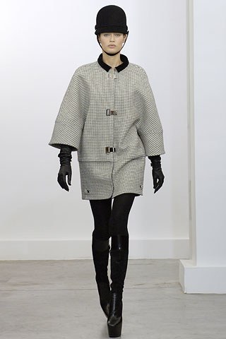 Balenciaga F/W 2006 - Minnie Muse