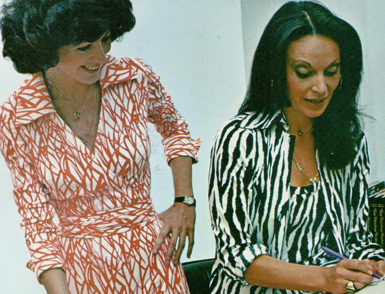 Wrapping - Minnie Muse