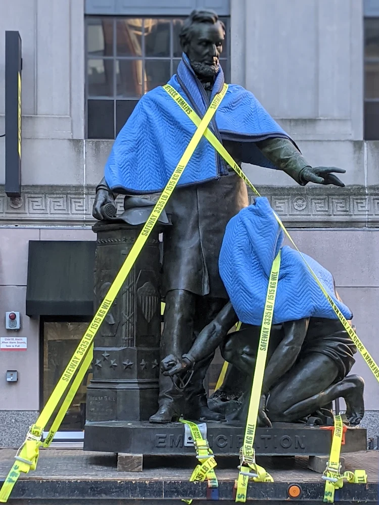 Harnessing the Potential of Brevity and Temporary Installations ...