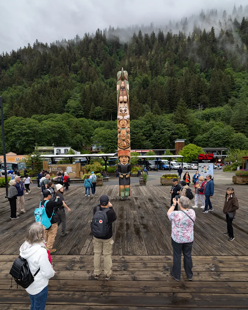 Explore Kootéeyaa Deiyí, the growing totem trail on Alaska’s waterfront ...