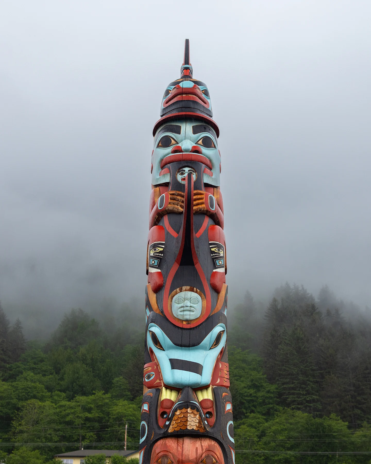 Explore Kootéeyaa Deiyí, the growing totem trail on Alaska’s waterfront ...