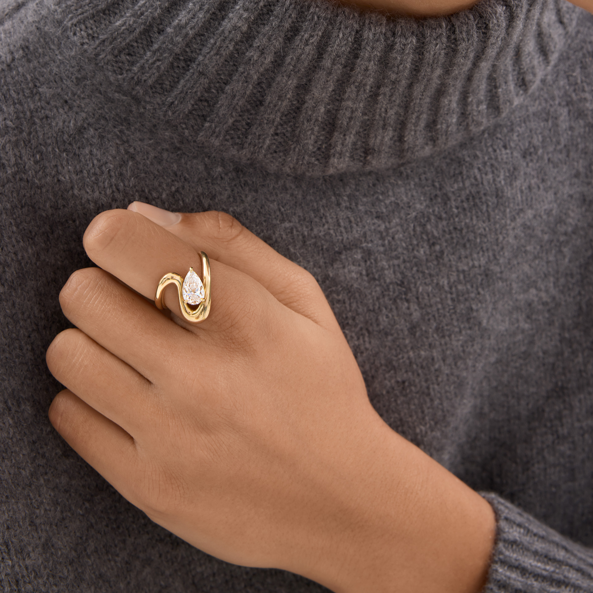 Lab Grown Diamond Engagement Rings Made with 18K Recycled Gold | Kimaï