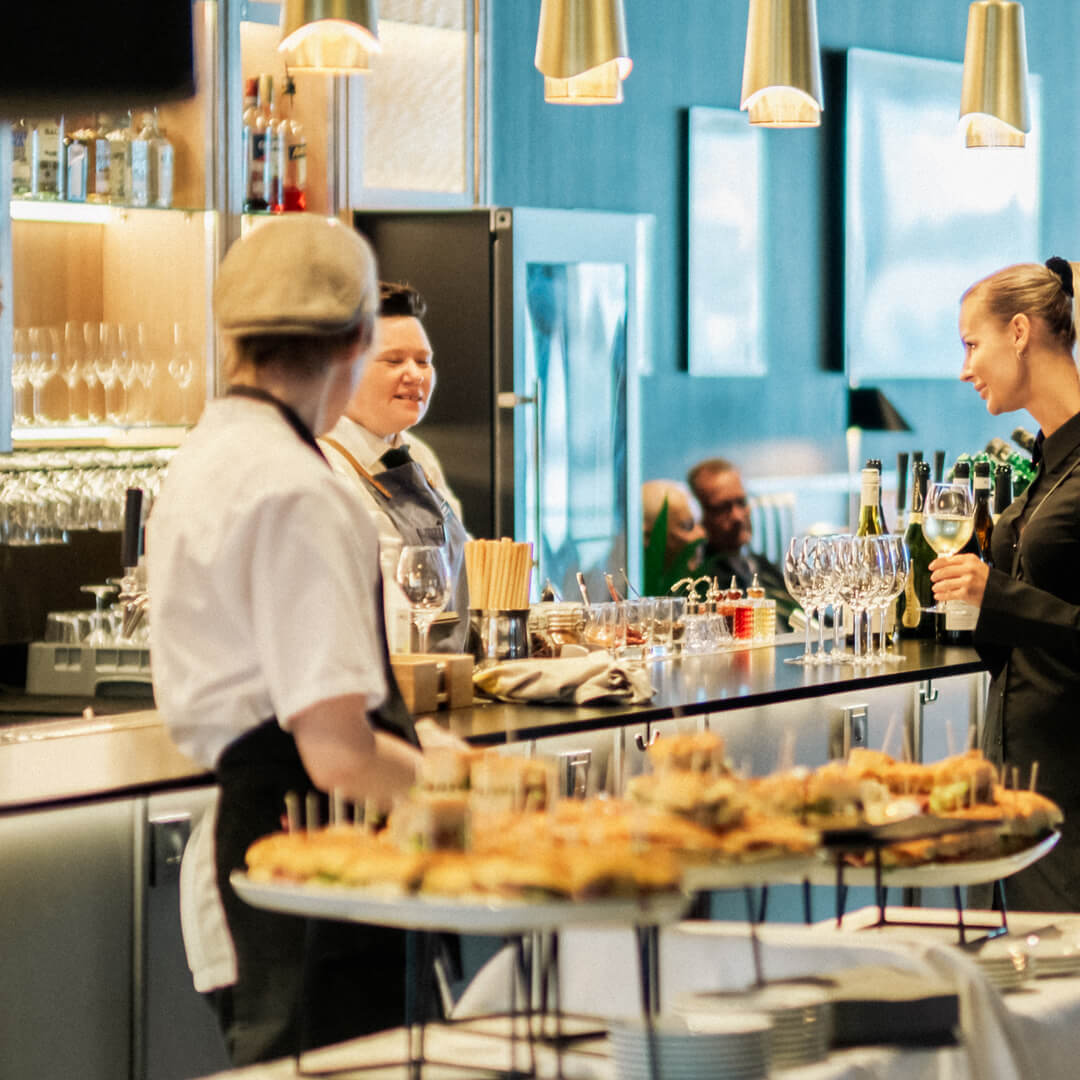 Popular bars and restaurants in Norway | Strawberry