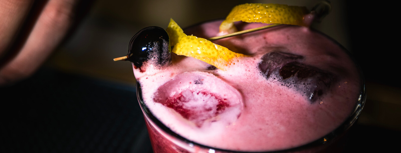 Cocktail bar with Luleå's best view | Strawberry