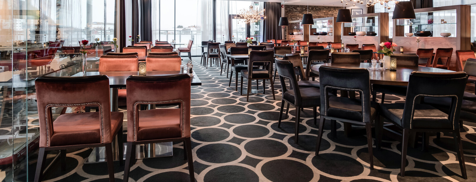 Pir Bar & Restaurant – good food in Ulsteinvik | Strawberry