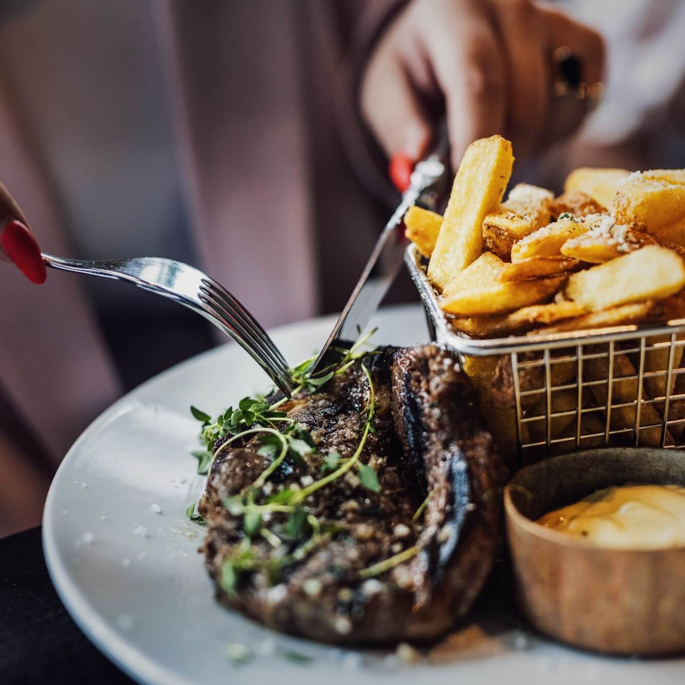 Popular bars and restaurants in Norway | Strawberry