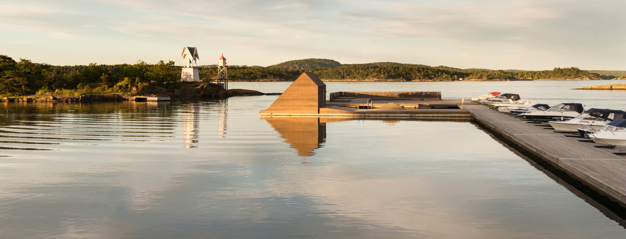 Bad inne og ute i idylliske Langesund | Strawberry