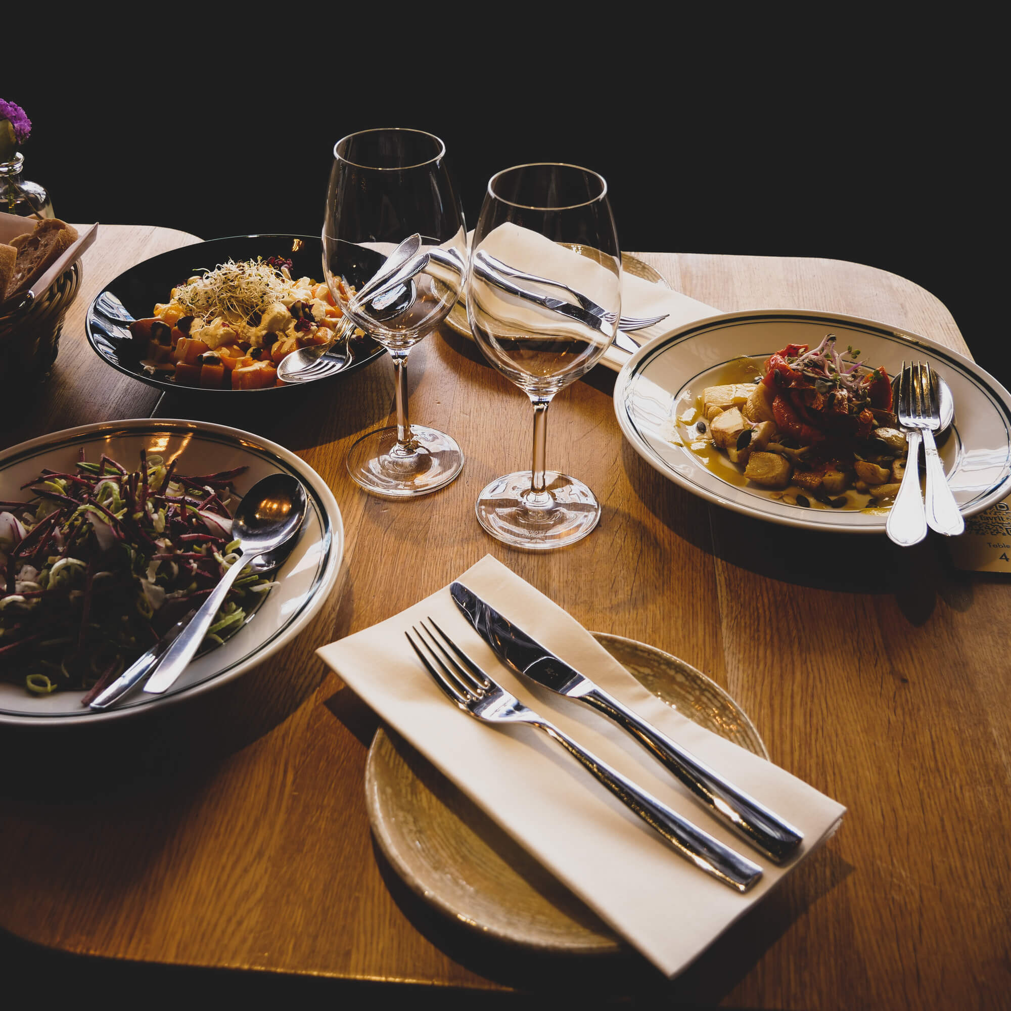Popular bars and restaurants in Norway | Strawberry