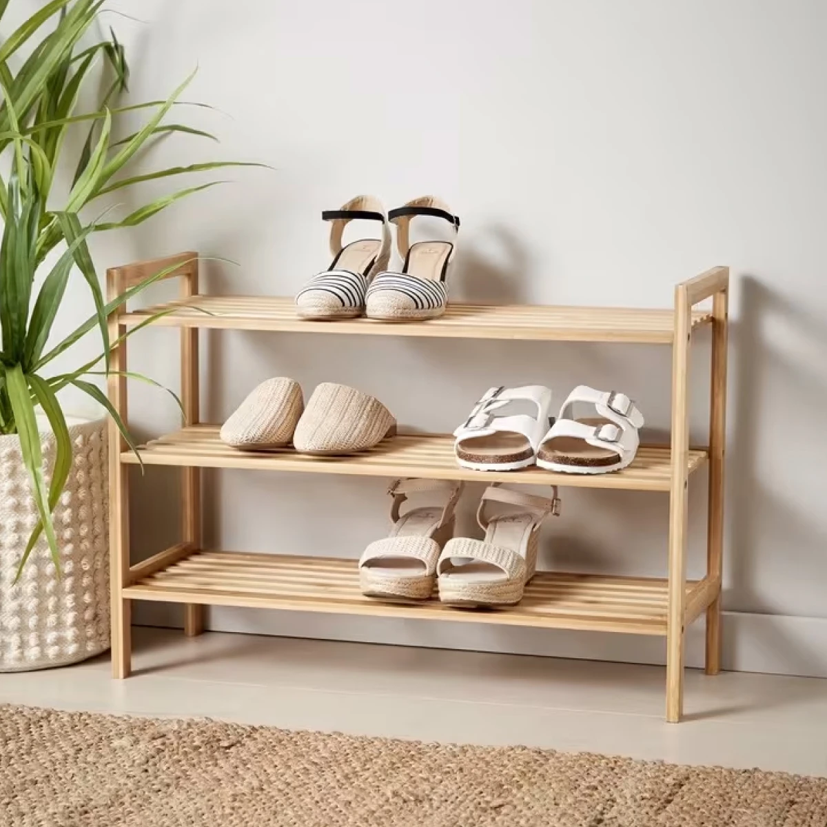 How To Organise Your Bedroom - Kmart