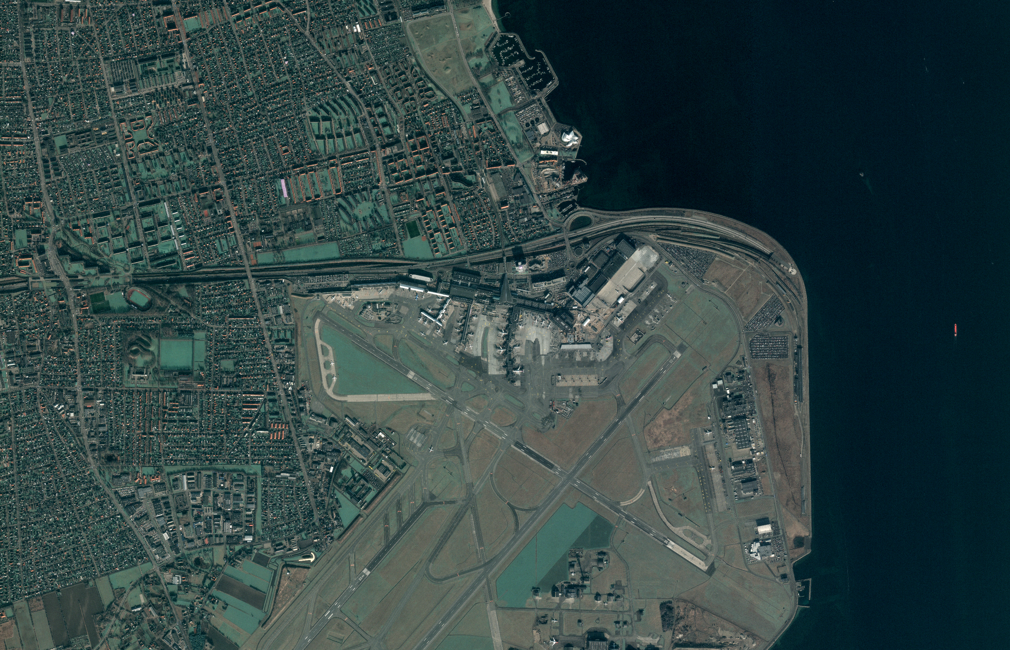 High resolution satellite imagery · UP42