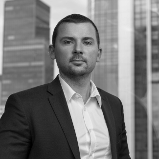 Patryk Graniak OFFICE MANAGER
