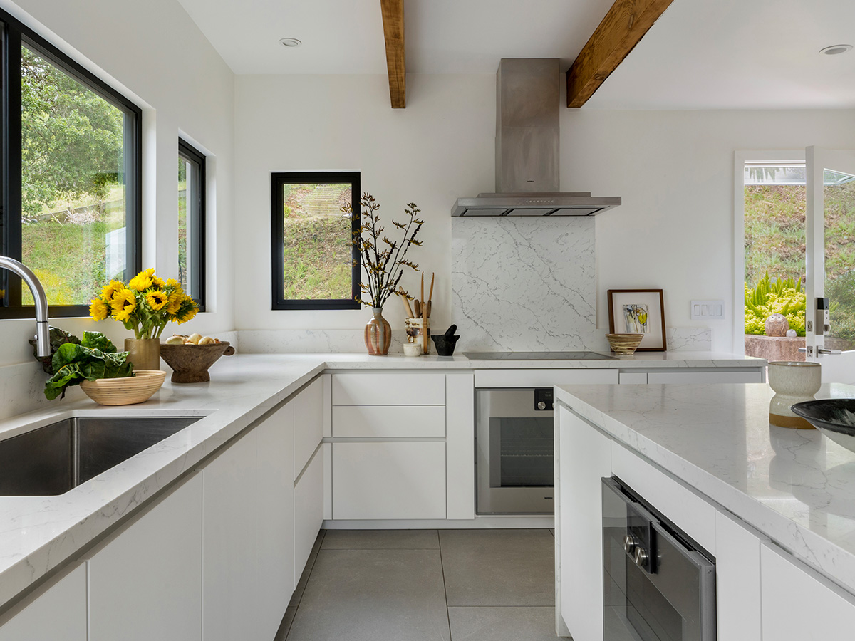Designing a European-style kitchen: 10 must-have elements for a ...