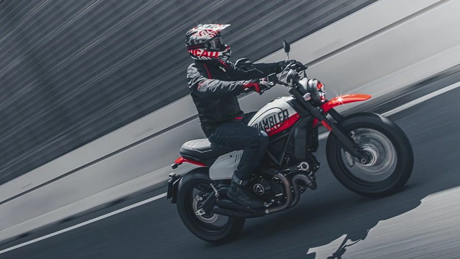 MATRIX RESURRECTIONS: Return to the Source with Scrambler Ducati