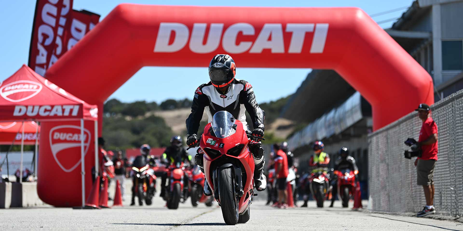 Ducati Riding Experience (DRE) Racetrack Academy Comes to America for ...