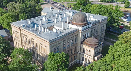 Stories of institutional excellence, powered by Pure