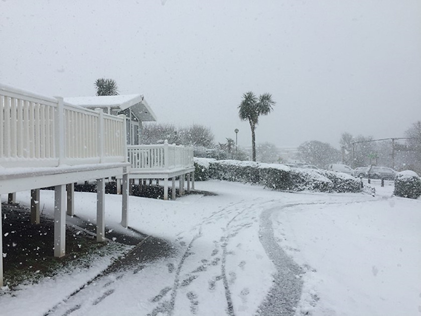 Keeping Static Caravans Warm in Winter - a Guide | Haven