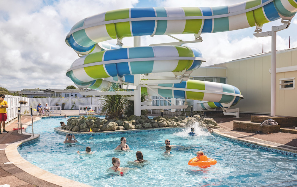 Holiday Parks With Swimming Pools| Holiday Pools | Haven
