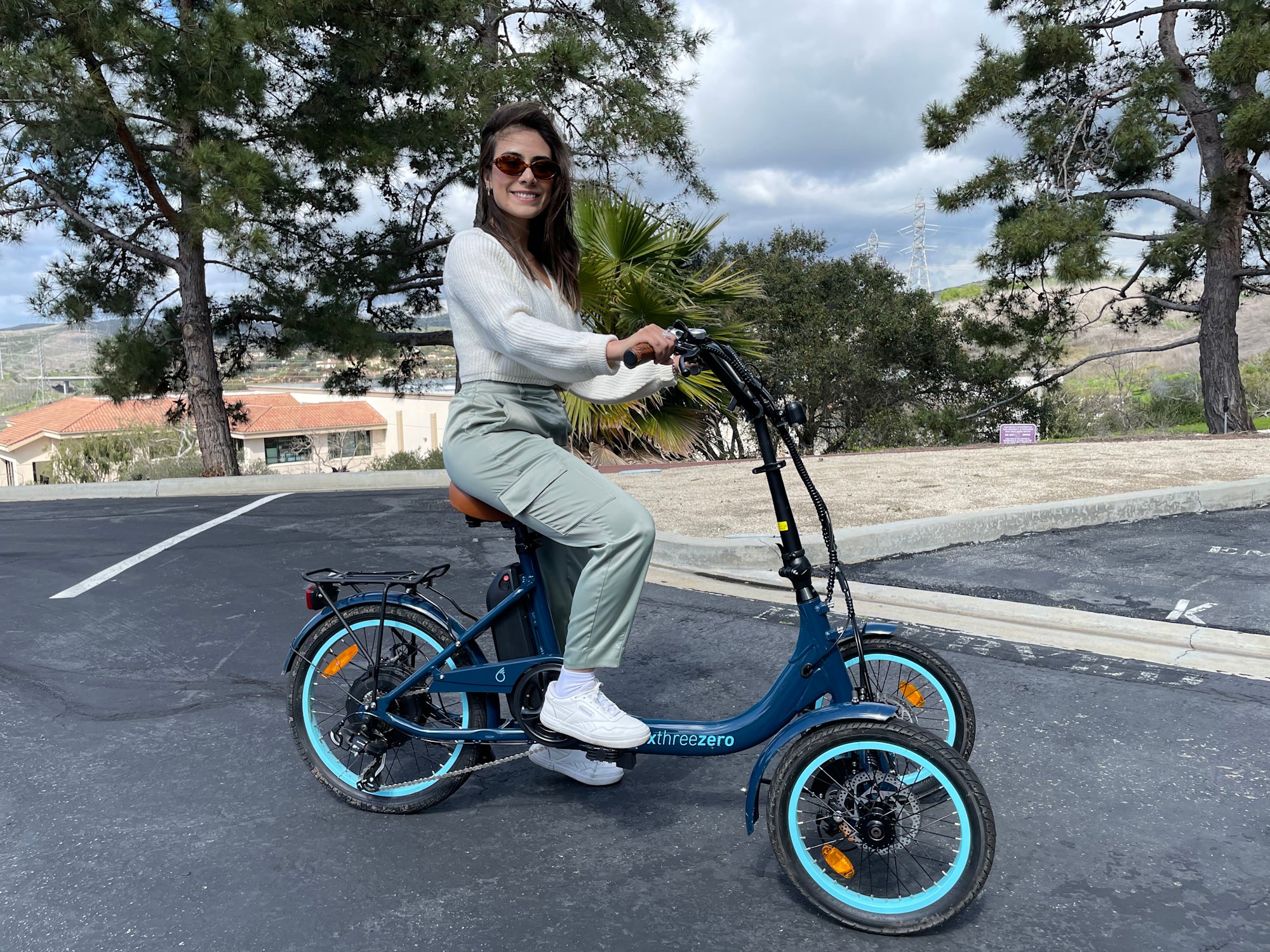 Reverse E-Trike vs. Conventional Tricycle: Turning Comparison Revealed!