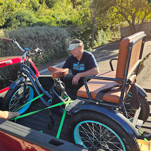 Easy Travel: Transporting Your Electric Bike Rickshaw in a Pickup Truck ...