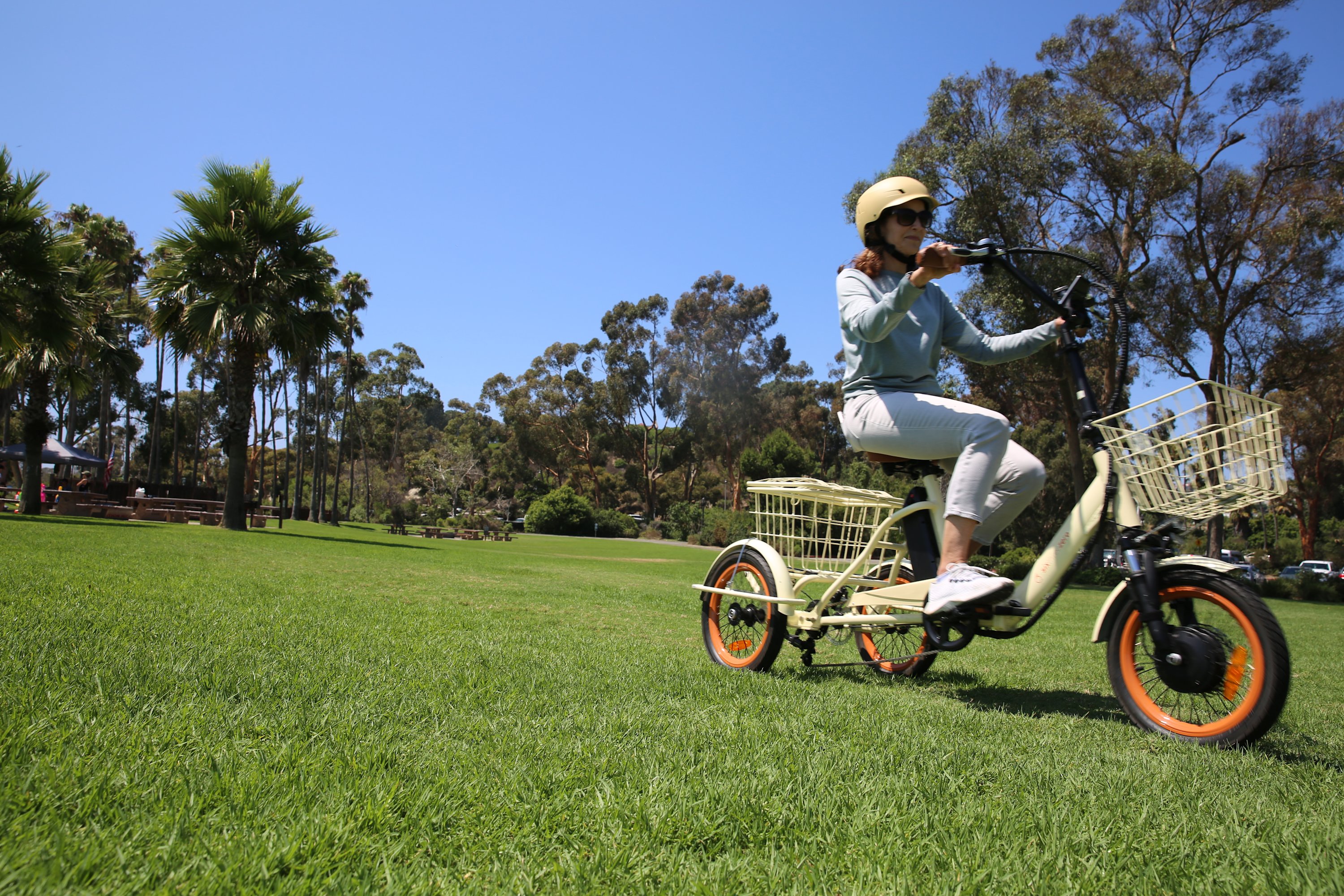 First-Time Adventure: A Beginner Senior Electric Trike Rider Takes Their Inaugural 3-Wheel E ...