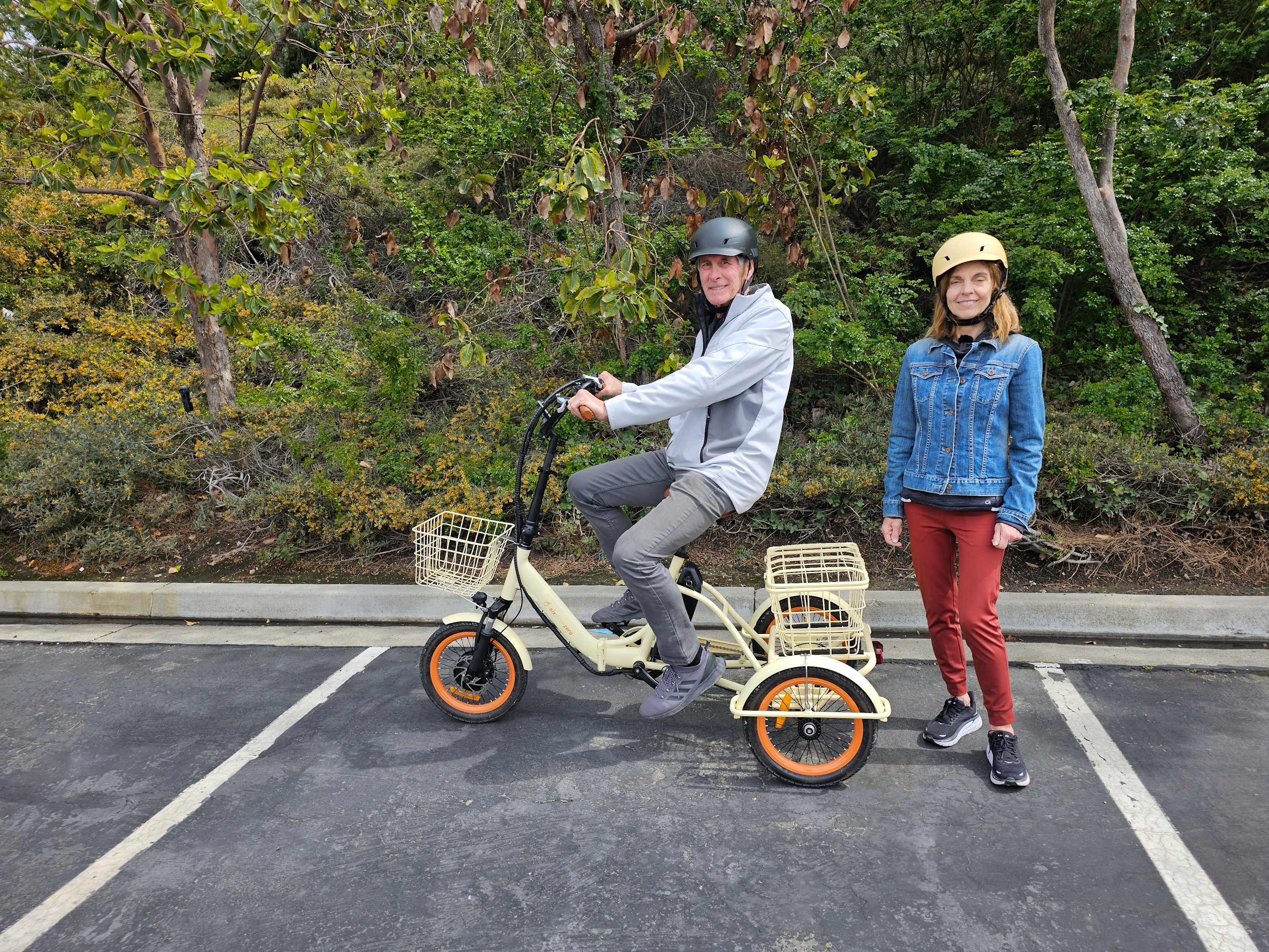 sixthreezero EZ Transit Folding E Trike Assembly Guide