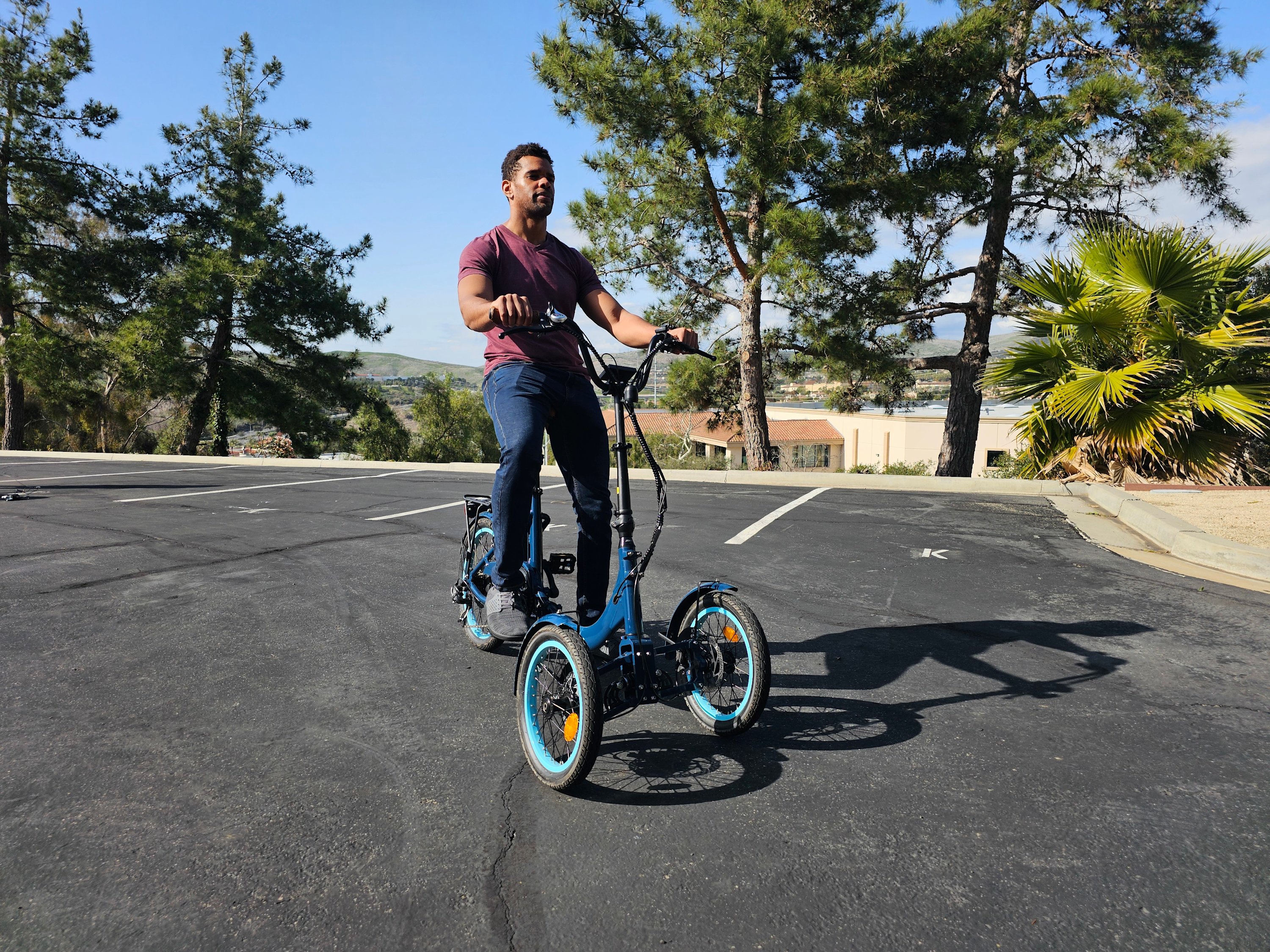 The Revolutionary Reverse E Trike with Two Front Wheels!