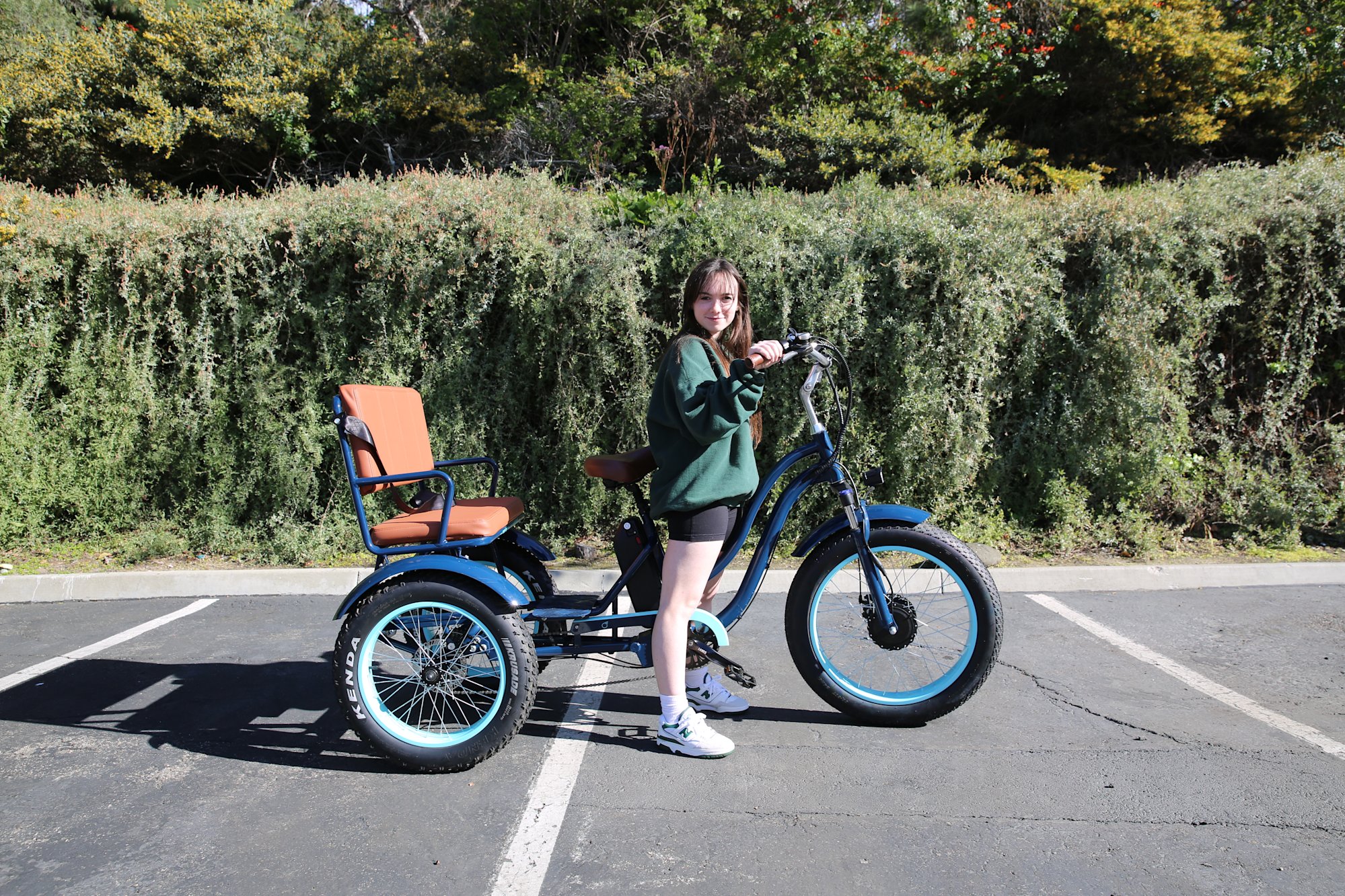 Ride with Power: 750W 3-Wheel Electric Bike for Riders 4'11" to 6'5"