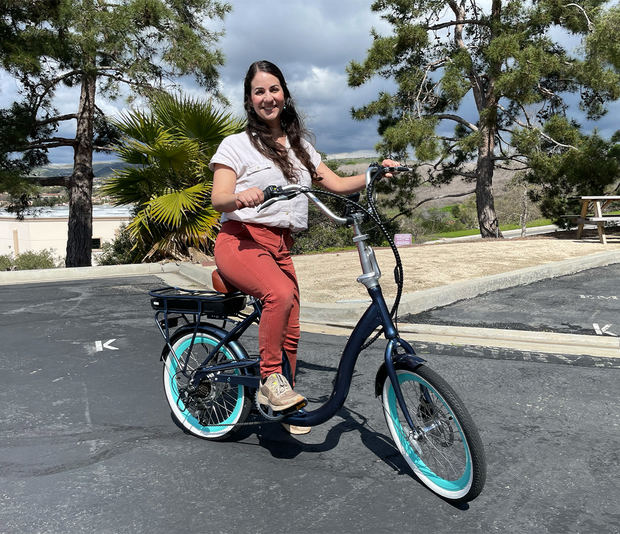 Why Seniors Prefer E-Bikes: The Benefits of Electric Bicycles for Older ...