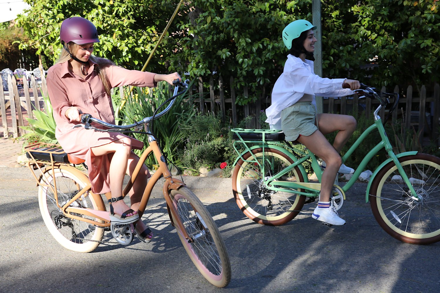 Most Stylish Electric Bikes for Women: Ride in Style with These ...