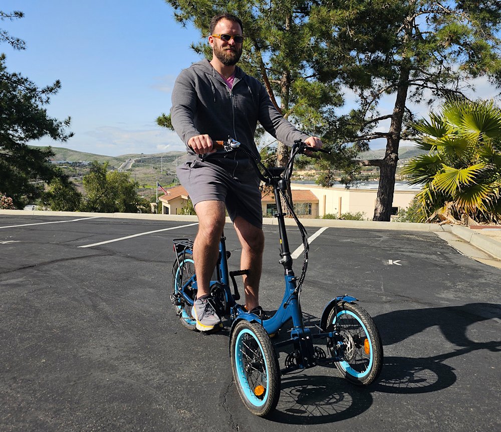 The Innovative Reverse E Trike: Perfect Fit for Riders 4'11" to 6'2 ...